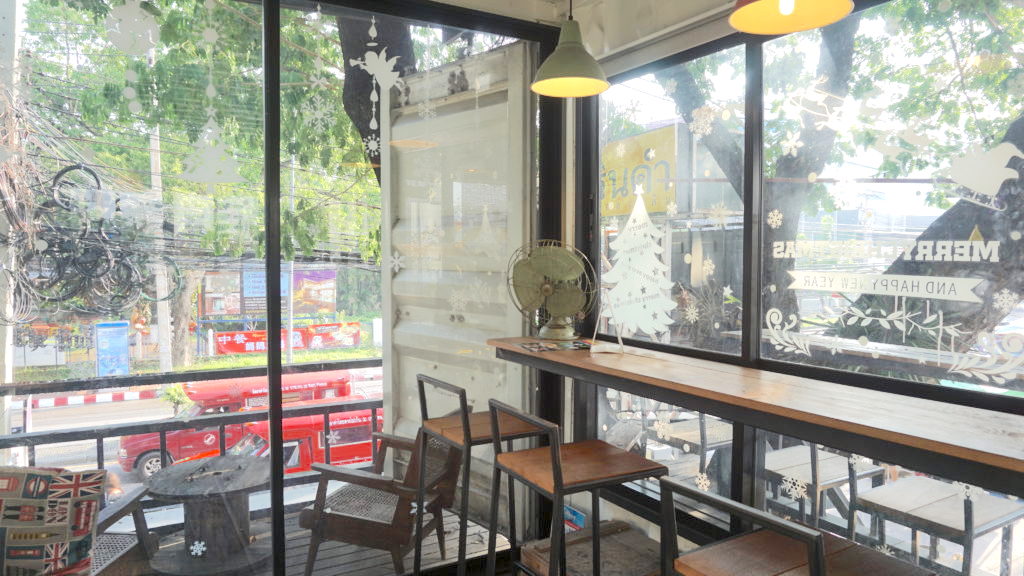 まるで森の中に迷い込んだ気分？ニマンヘミンで自然を感じながら仕事が出来る【TIGER TED Cafe】 | TABI CAFE